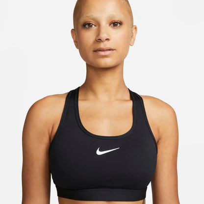 Peto Mujer Swoosh Medium Support Negro Tú te mueves. Pero las ...